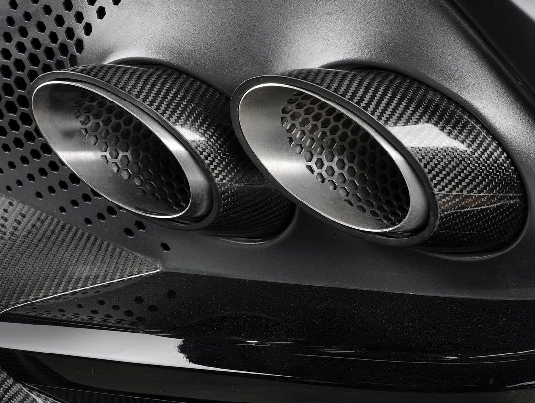 Aston Martin - Polished Carbon Fibre Tail Pipe Finishers – Grand ...